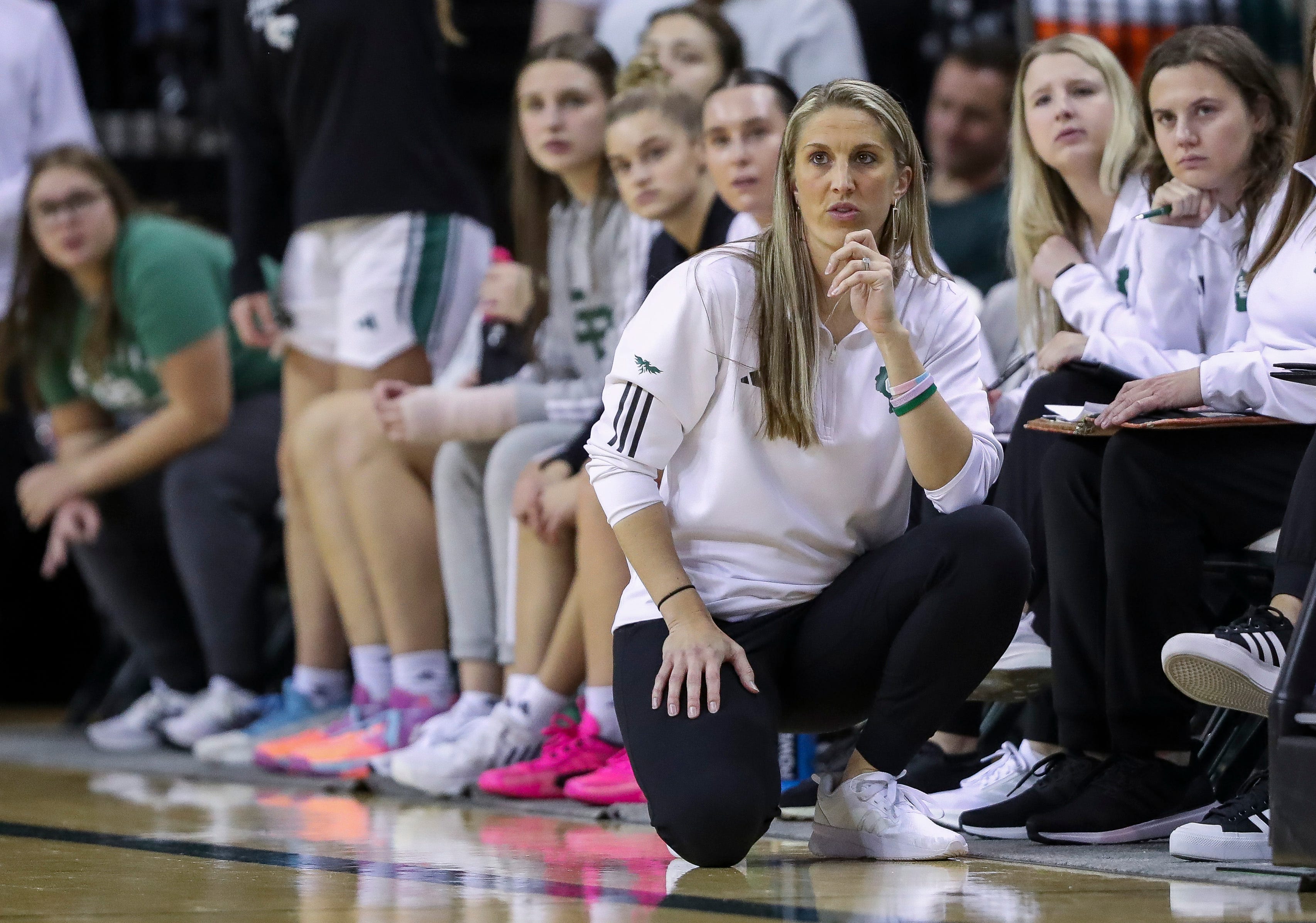 Kayla Karius' new contract with UWGB women's basketball rewards her for ...