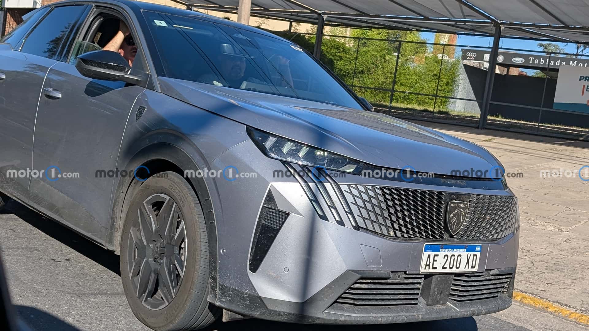 Stellantis prueba en Córdoba las nuevas Peugeot 3008