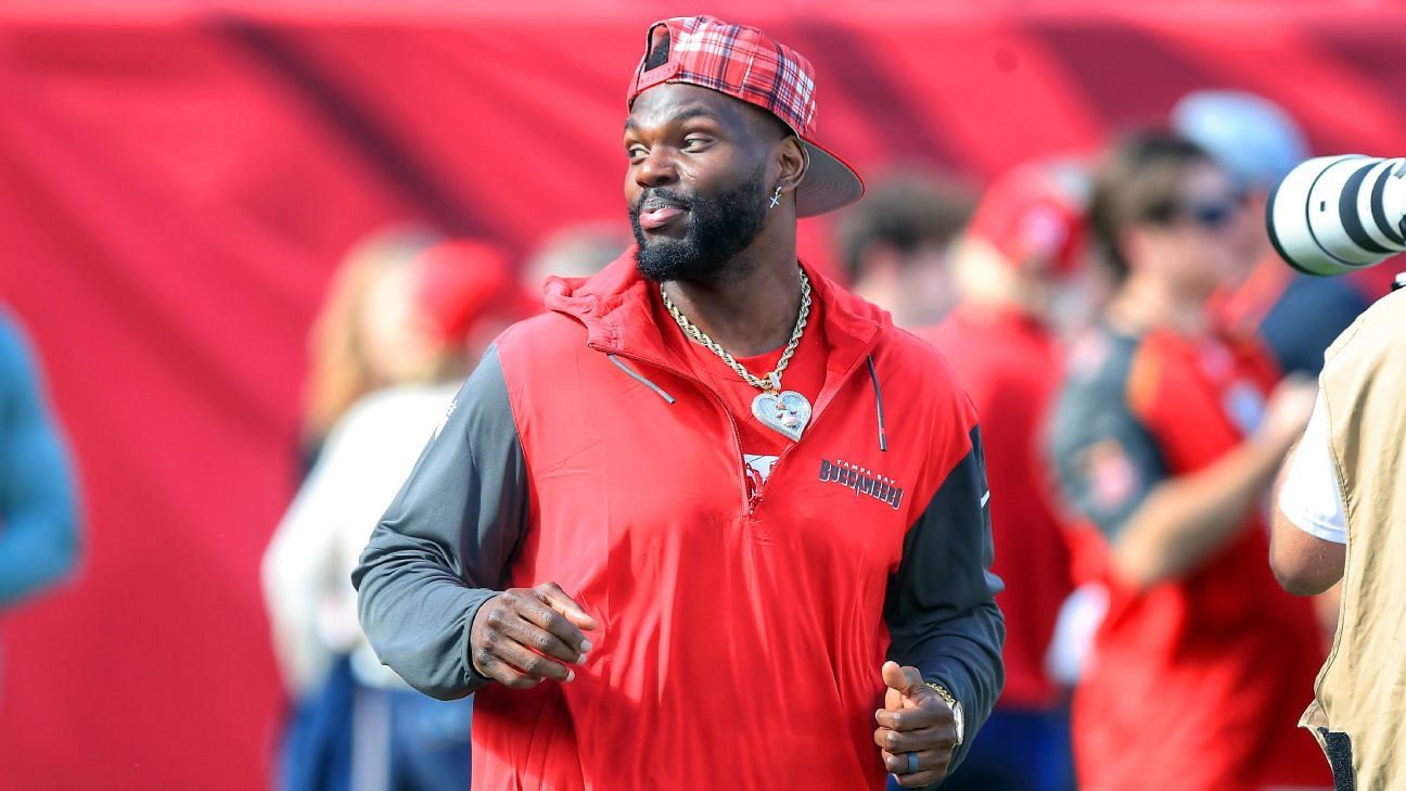 Buccaneers' Shaq Barrett wants to play on after NFL comeback