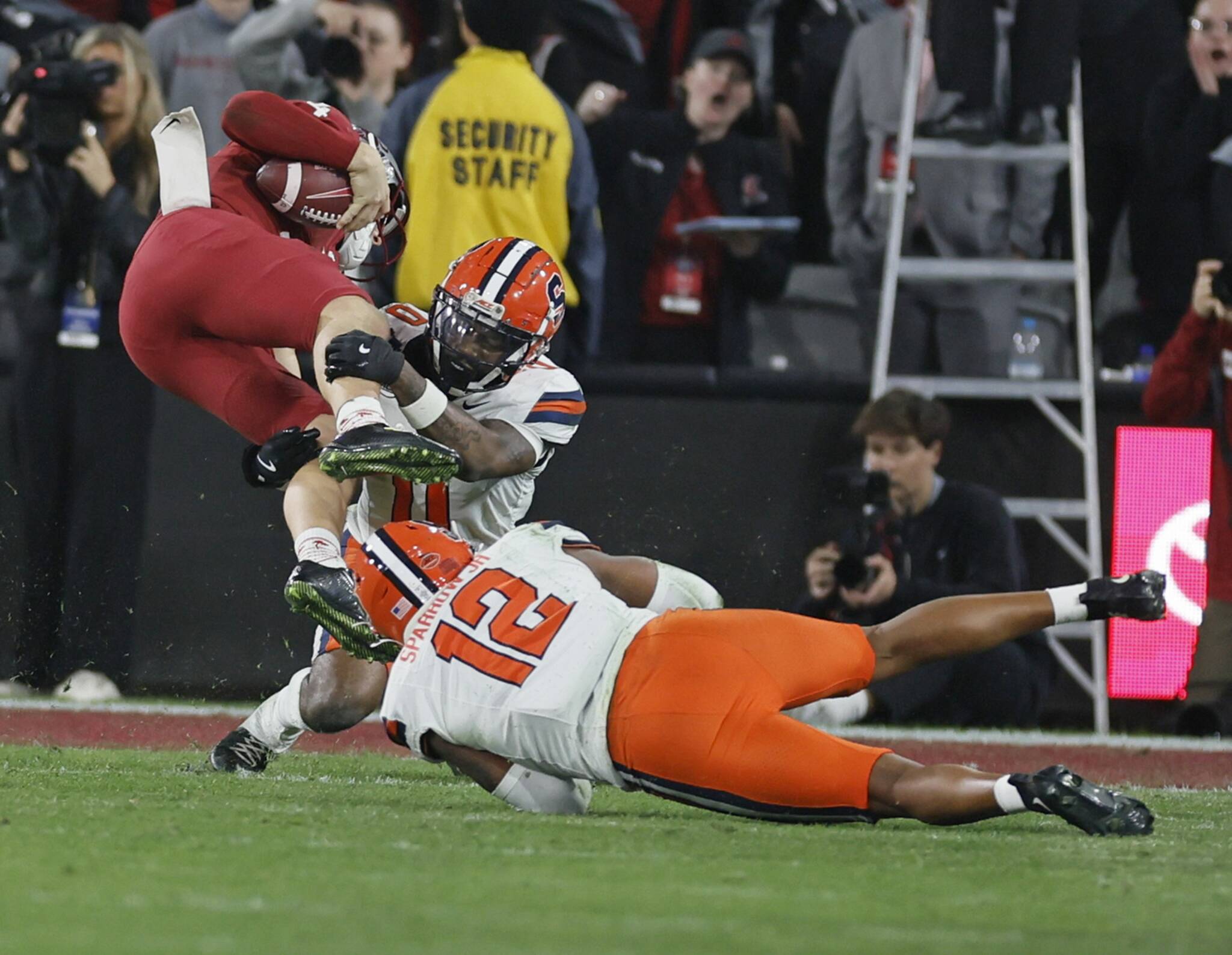 WSU QB reportedly withdraws from transfer portal