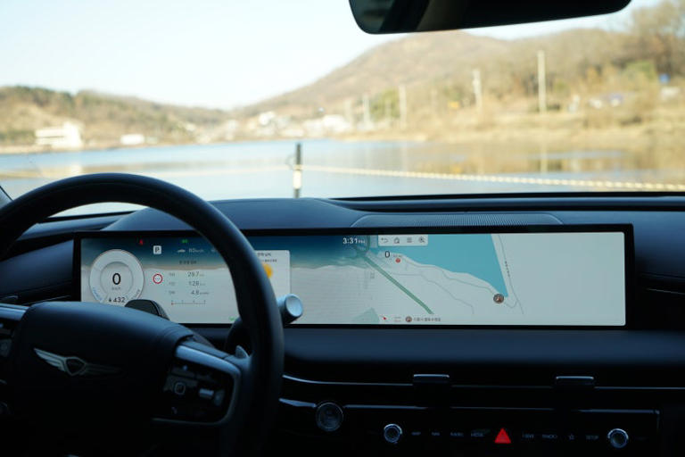 1억짜리 전기차가 이 정도는 되어야지? 제네시스 G80e 일렉트리파이드 전기차 시승기