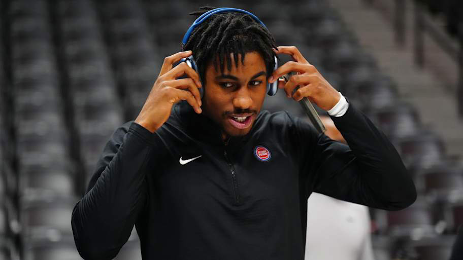 NBA Fans React to Jaden Ivey’s Unfortunate Injury Update NBA Fans React to Jaden Ivey’s Unfortunate Injury Update