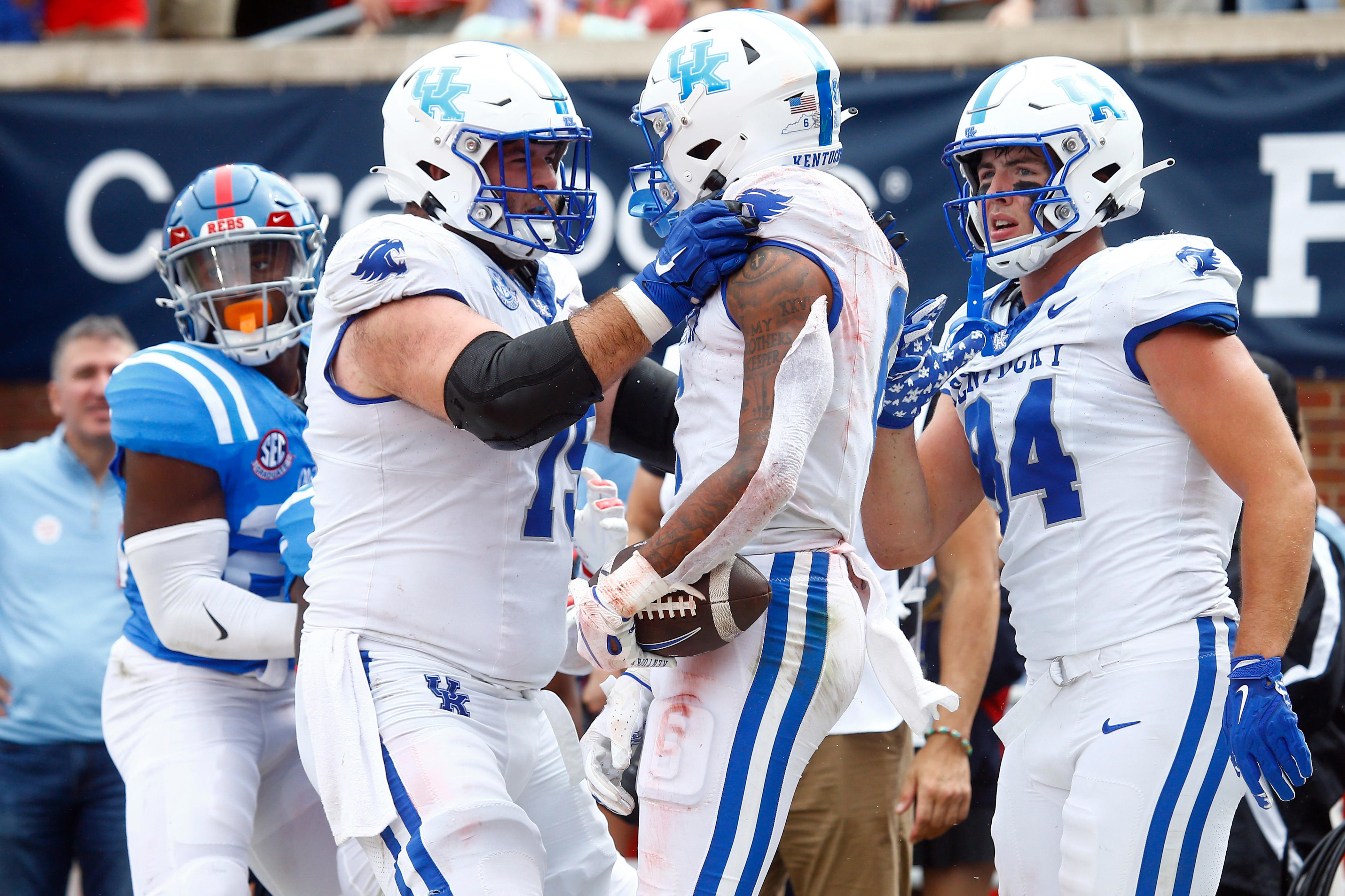 Wide receiver Dane Key officially signs with Nebraska
