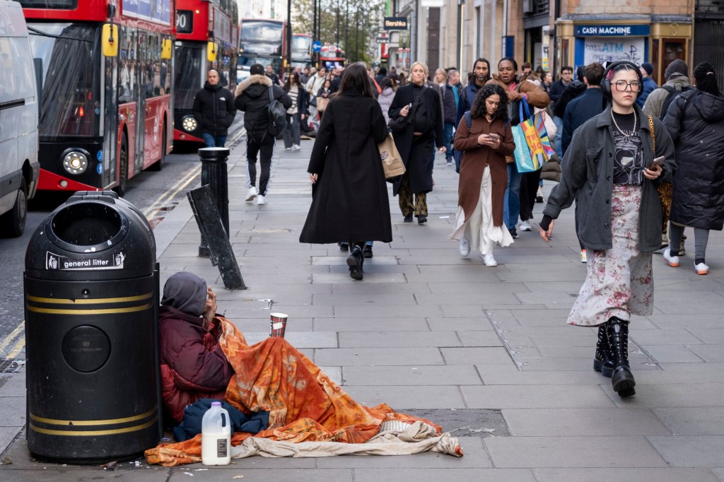 How to help a homeless person after rare cold weather health warning issued