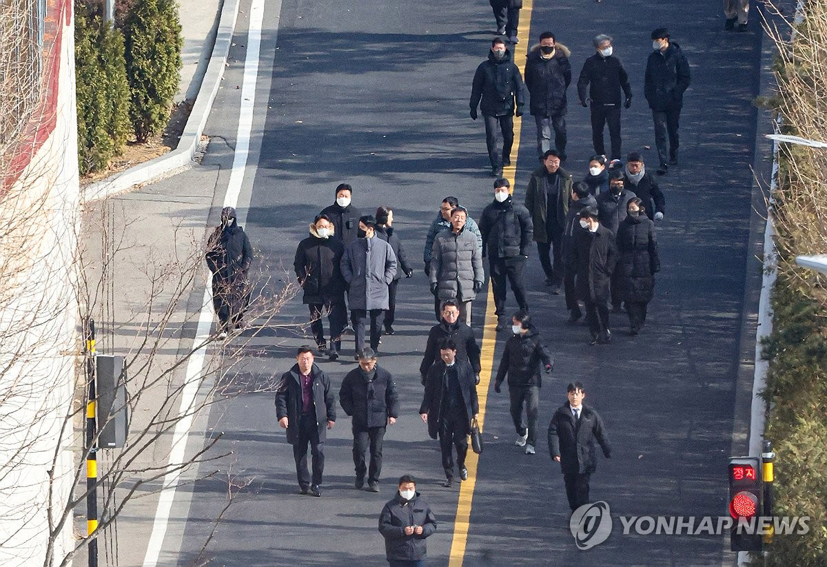 (7th LD) Investigators halt execution of warrant to detain Yoon after ... (7th LD) Investigators halt execution of warrant to detain Yoon after ...