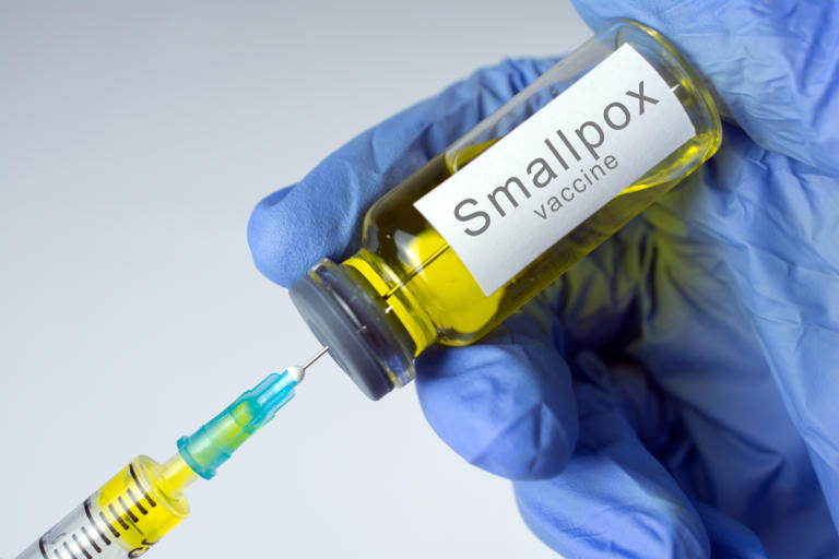 Why You Have a Smallpox Vaccine Scar and What it Means