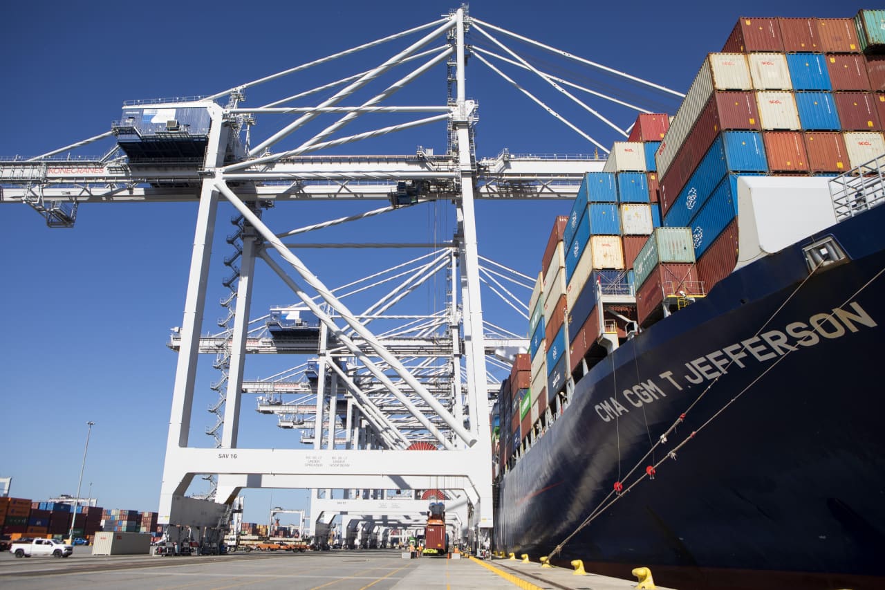 On the Front Lines of the Trade War: How Customs Agents Screen for ...