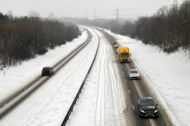 Drivers urged to take 1 important measure following snow blizzard warning