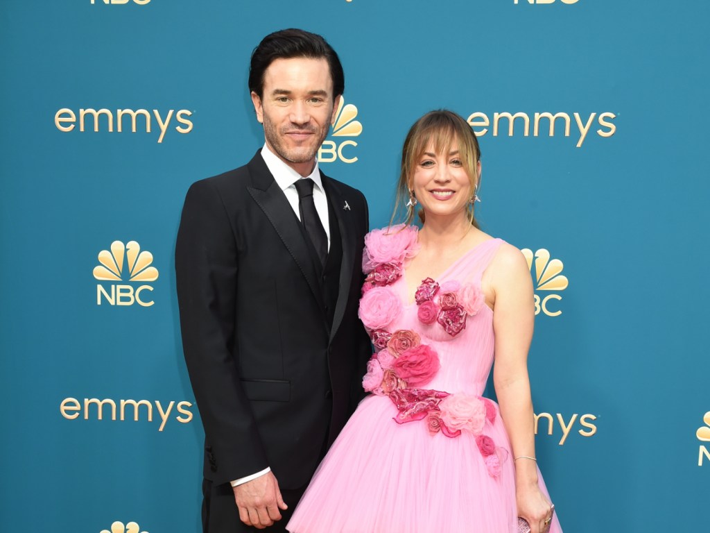 Kaley Cuoco's Daughter Matilda Sparkled as ‘A Perfect Flower Girl' at ...