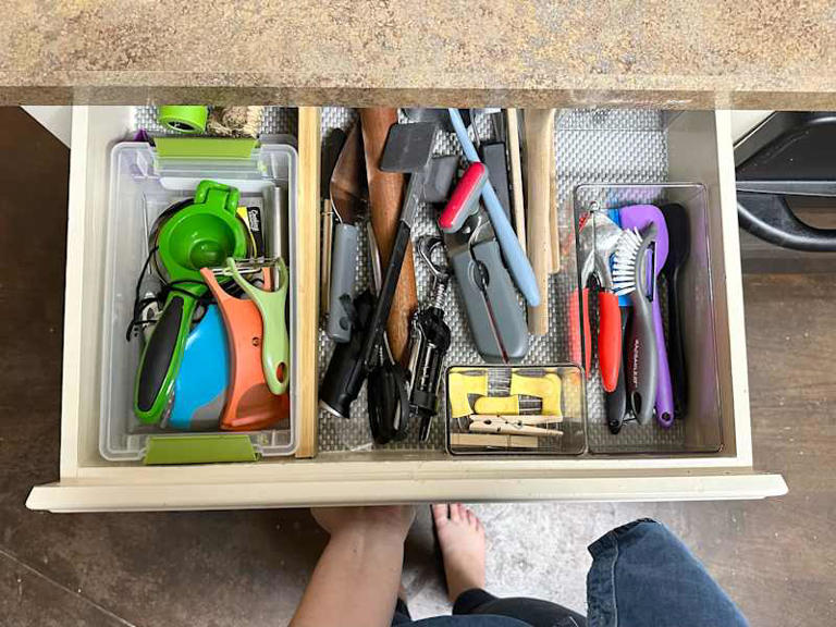 This 75-year-old housekeeping rule keeps my kitchen drawers spotless