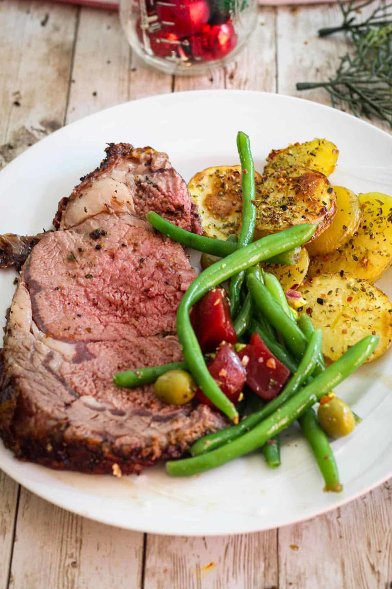 Standing Prime Rib for The Holidays