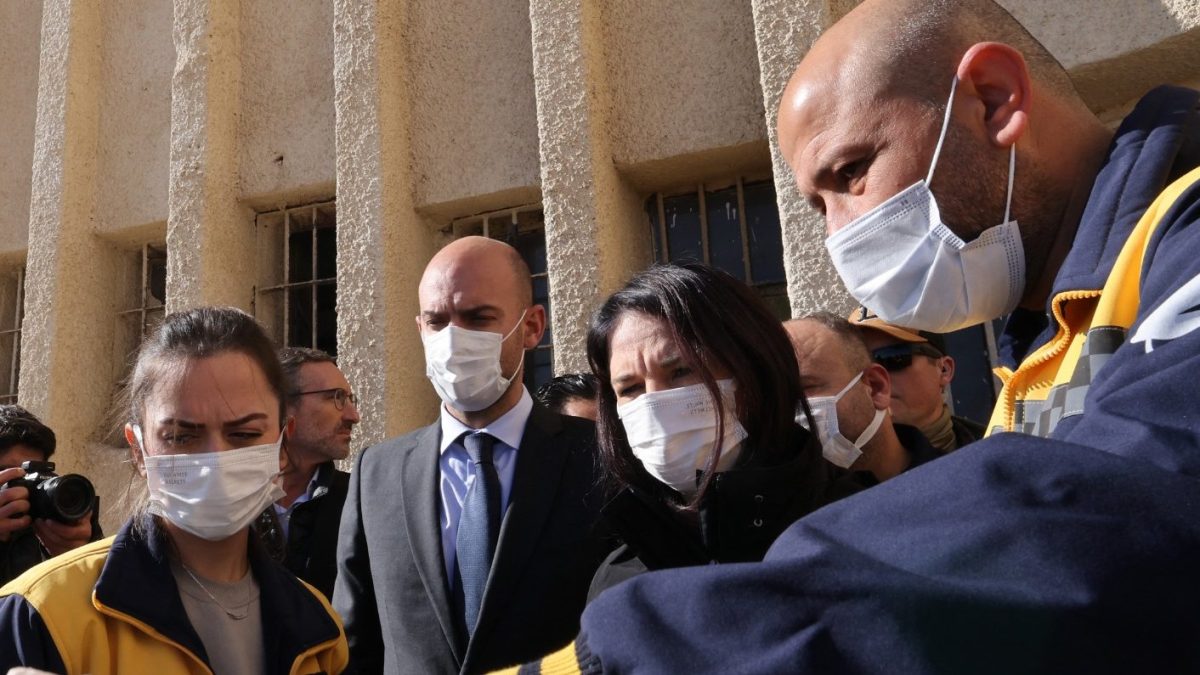 Syrie : en visite à Damas, le ministre des Affaires étrangères, Jean ...