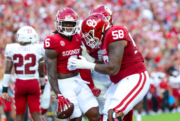 Oklahoma Sooners offensive lineman declares for NFL Draft