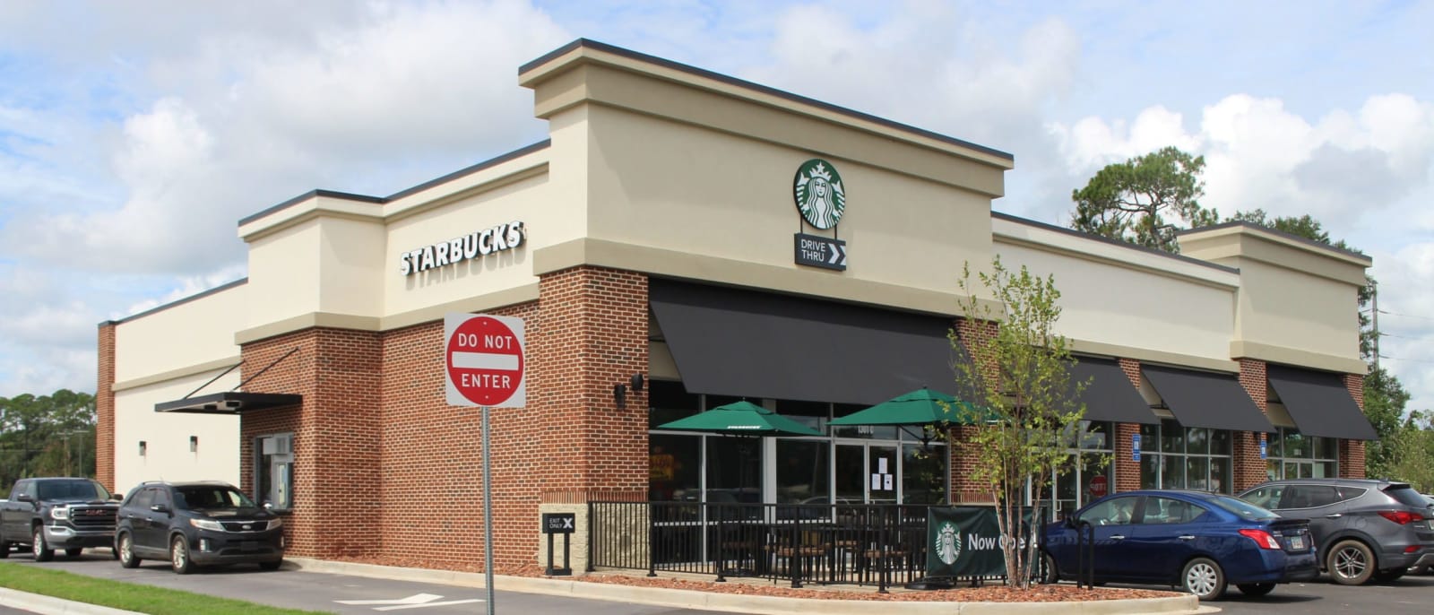 Starbucks Closing One Of Its Flagship Locations As Crime Overtakes ...