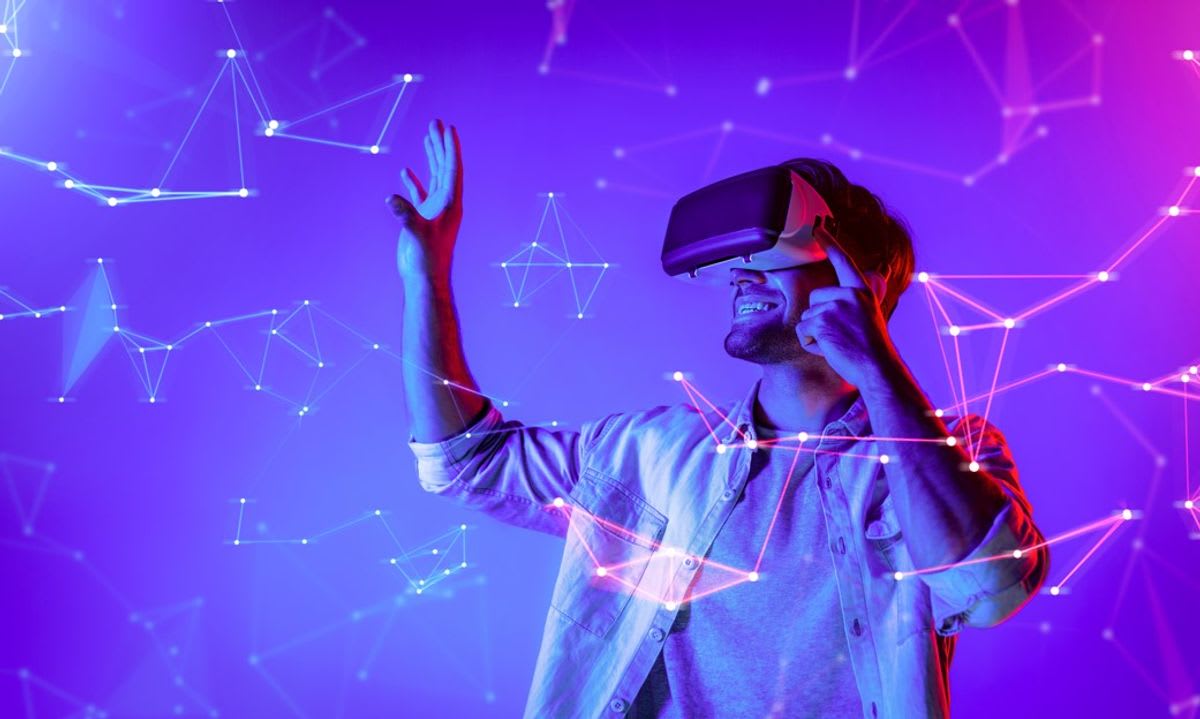 The Spookily Accurate Predictions For 2025 Made 100 Years Ago