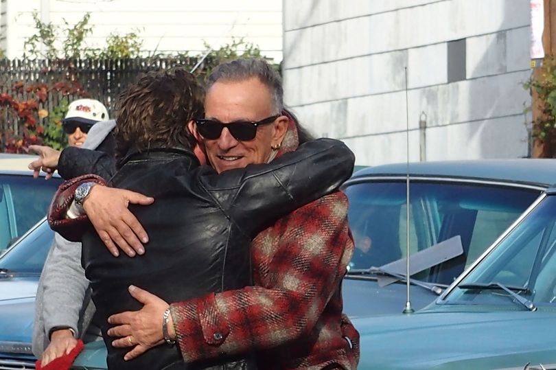 Bruce Springsteen's rare stamp of approval for Jeremy Allen White as he ...