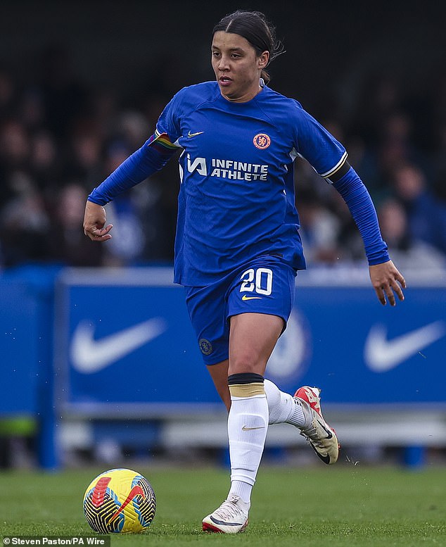 She's back! Sam Kerr steps up recovery from ACL injury at Chelsea ...