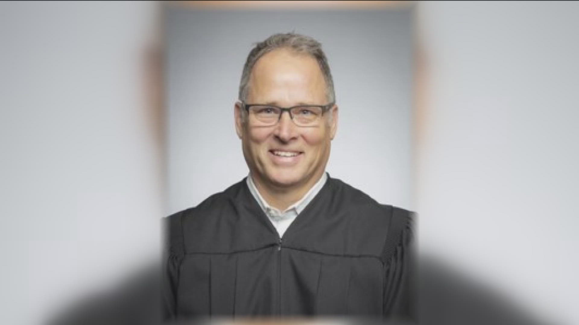 State panel recommends judge be suspended