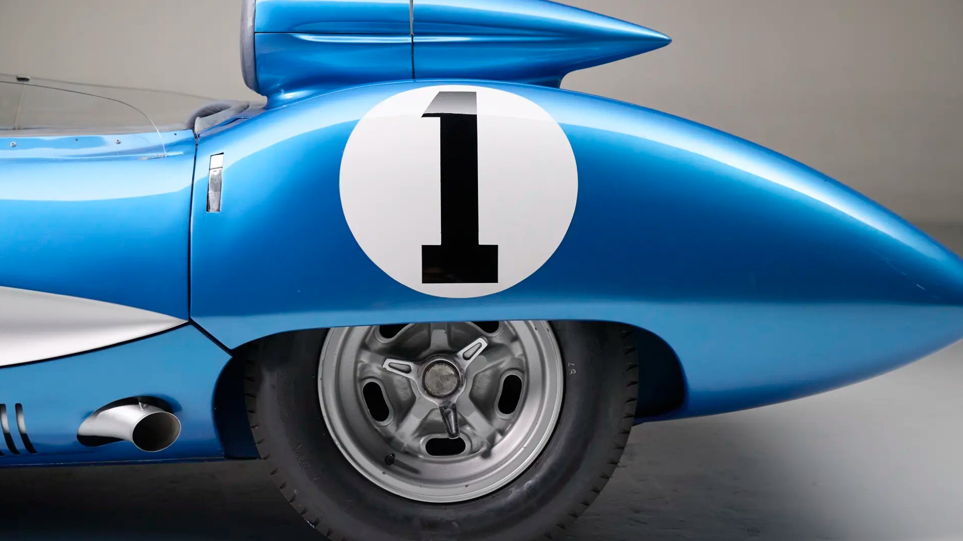 Video: Meet The Experimental Corvette Inspired By The Mercedes-Benz 300SL