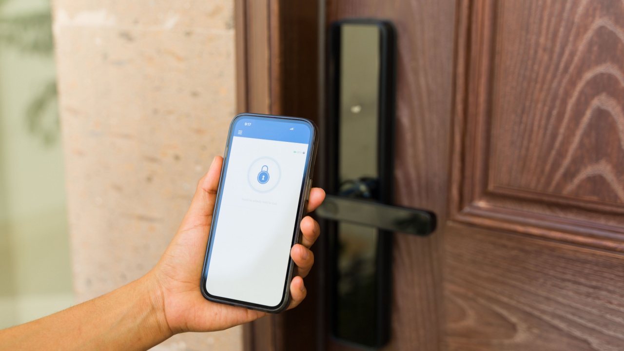 2025 Guide to Choosing and Installing a Smart Lock