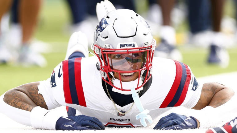 Patriots vs. Bills Friday injury report: Drake Maye questionable, Christian Gonzalez among 4 ...