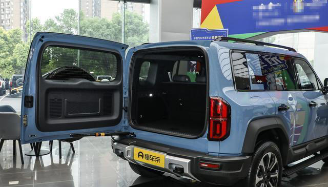 售价不到24万，带差速锁，综合续航1200km，这款越野SUV适合家用