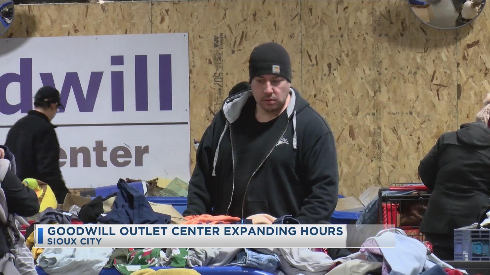 Goodwill Outlet Center Expanding Hours