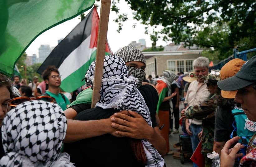 'A direct threat': Lions' Den terror flag waved near pro-Hamas rally in ...