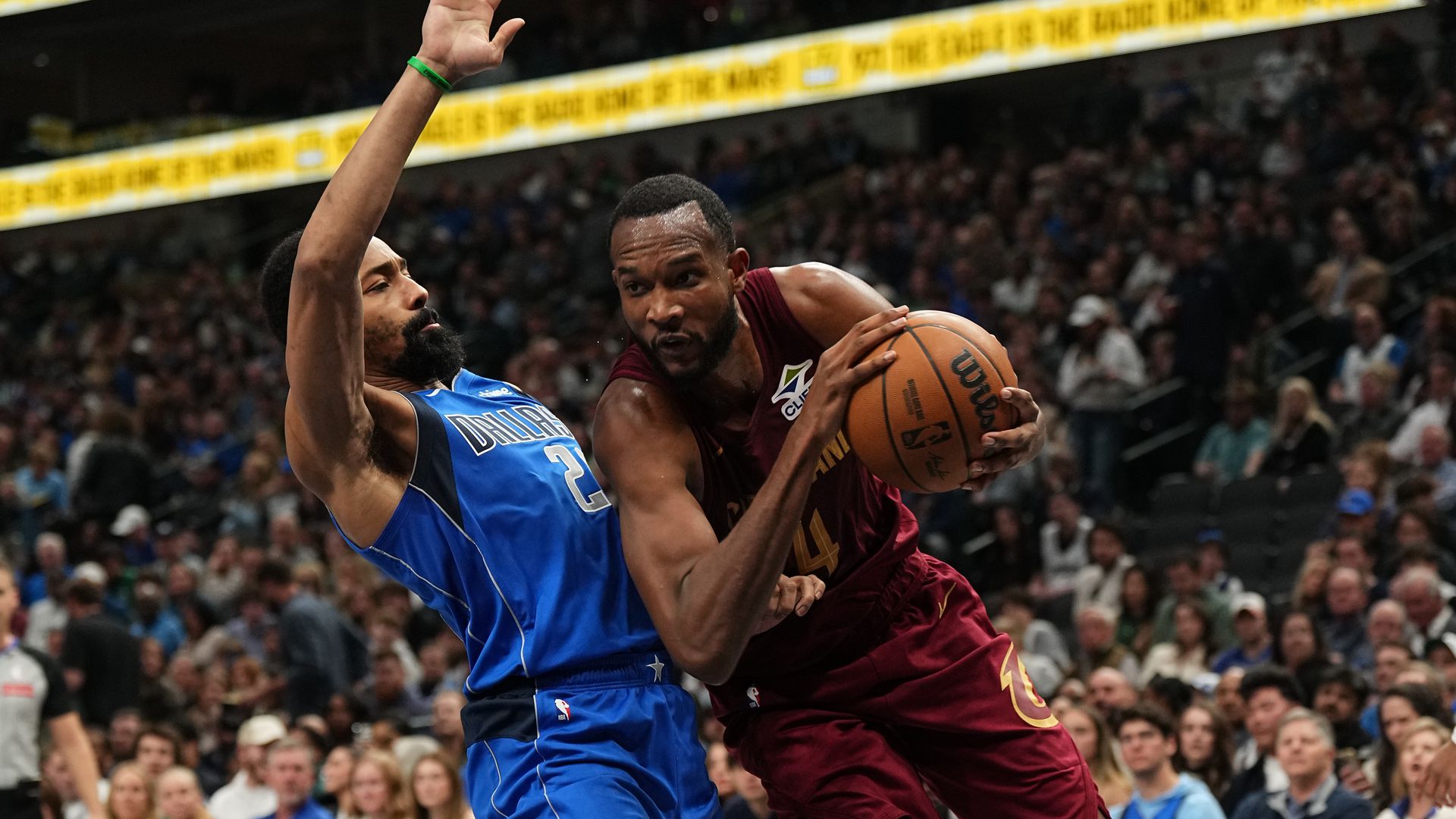 Cavs runover shorthanded Mavs 134-122