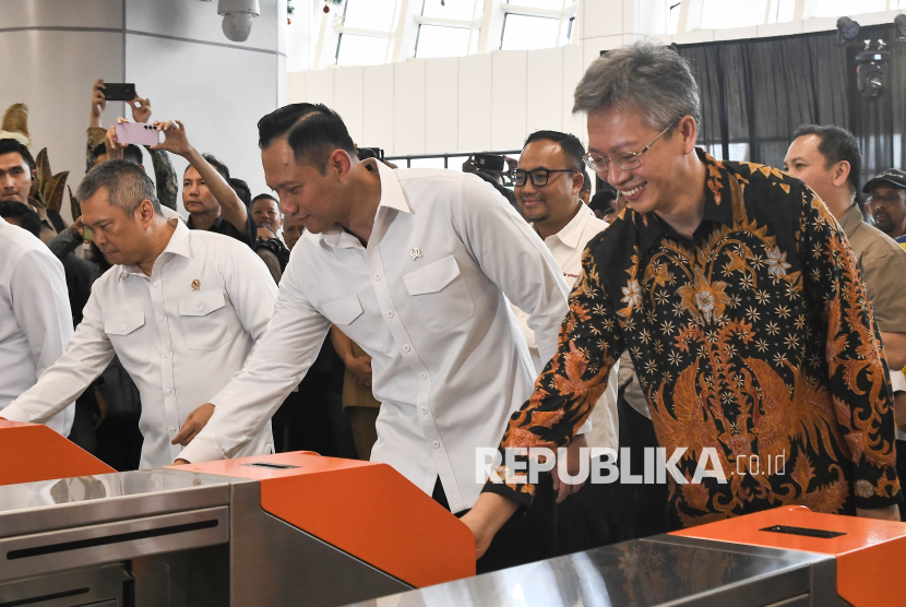 Tinjau MBG di Medan, Duta Besar China Tanya Siswa: Apakah Enak?