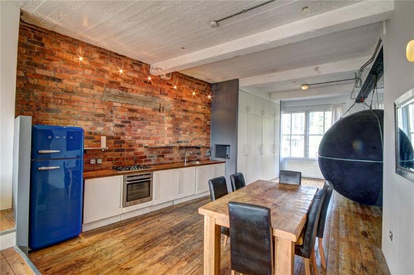 World's fastest object completes NASA sun mission