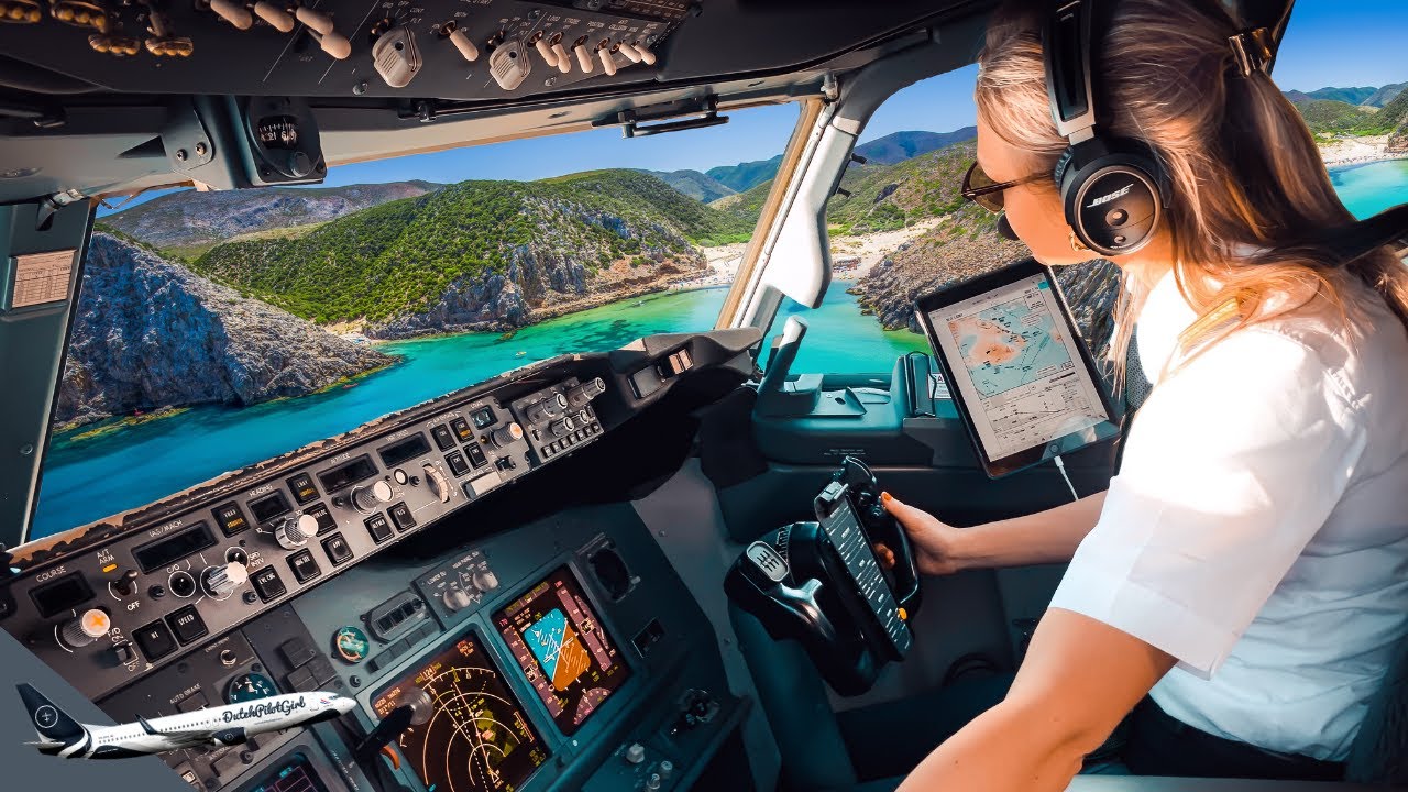 BOEING 737 Stunning Landing IBIZA SPAIN Airport | Cockpit View