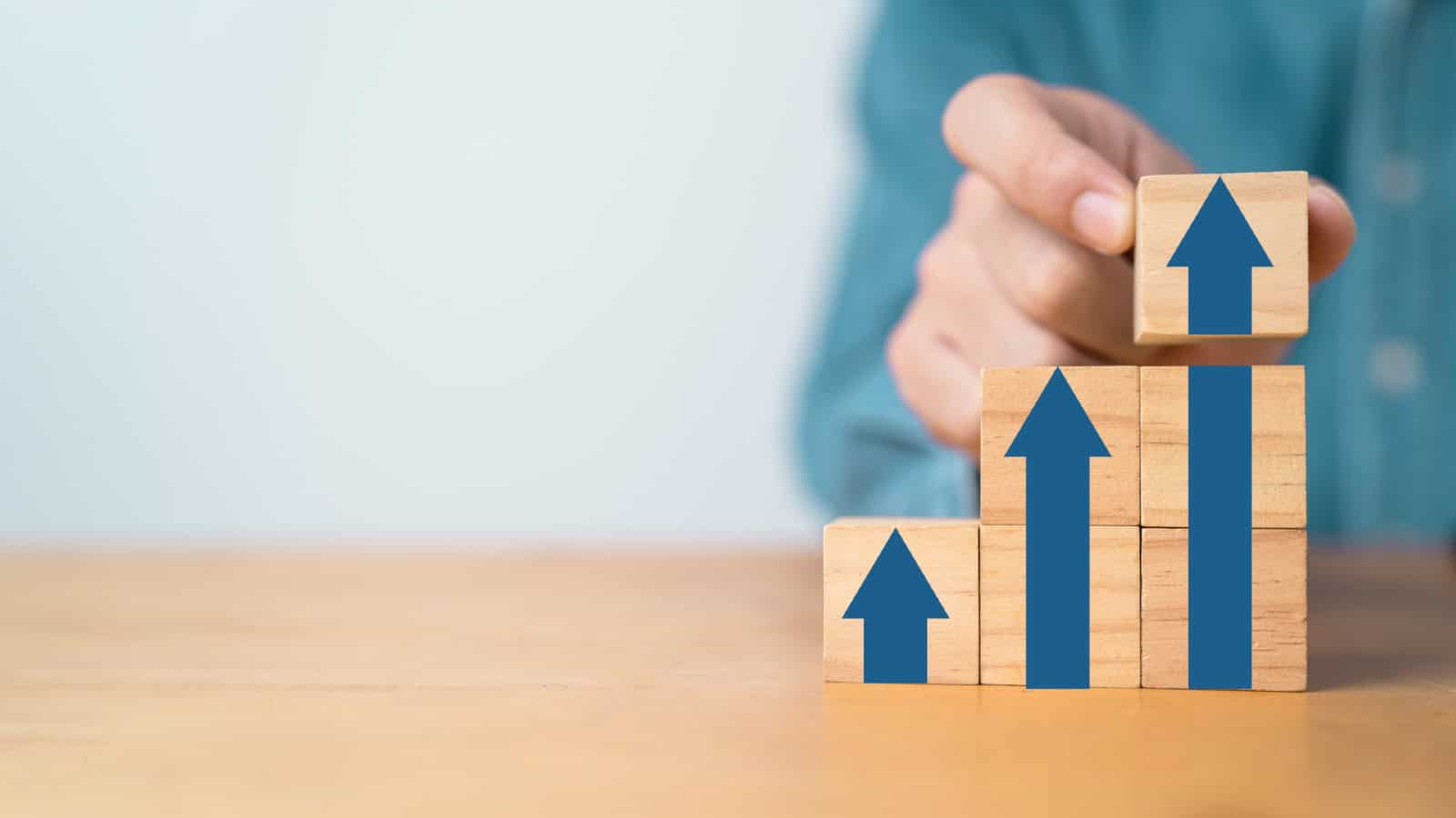 As Informa shares climb on strong growth, here’s what I’m doing