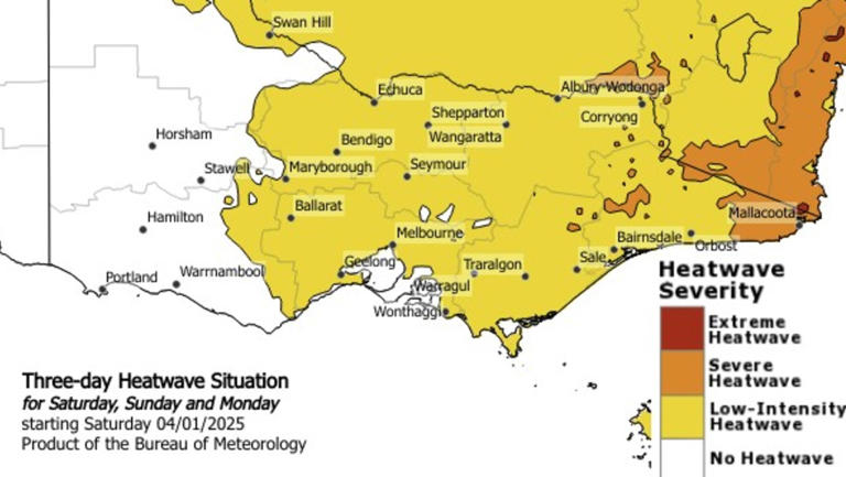 Extreme heat smashes Australia