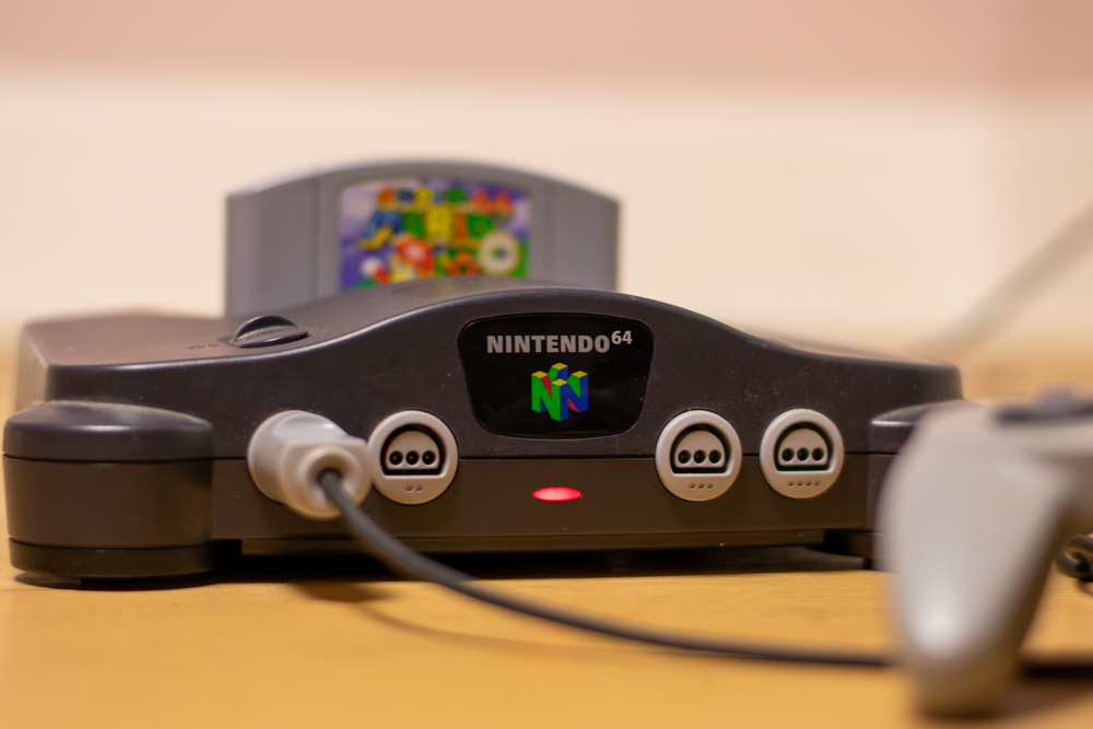 20 family game night ideas inspired by the ’80s and ’90s