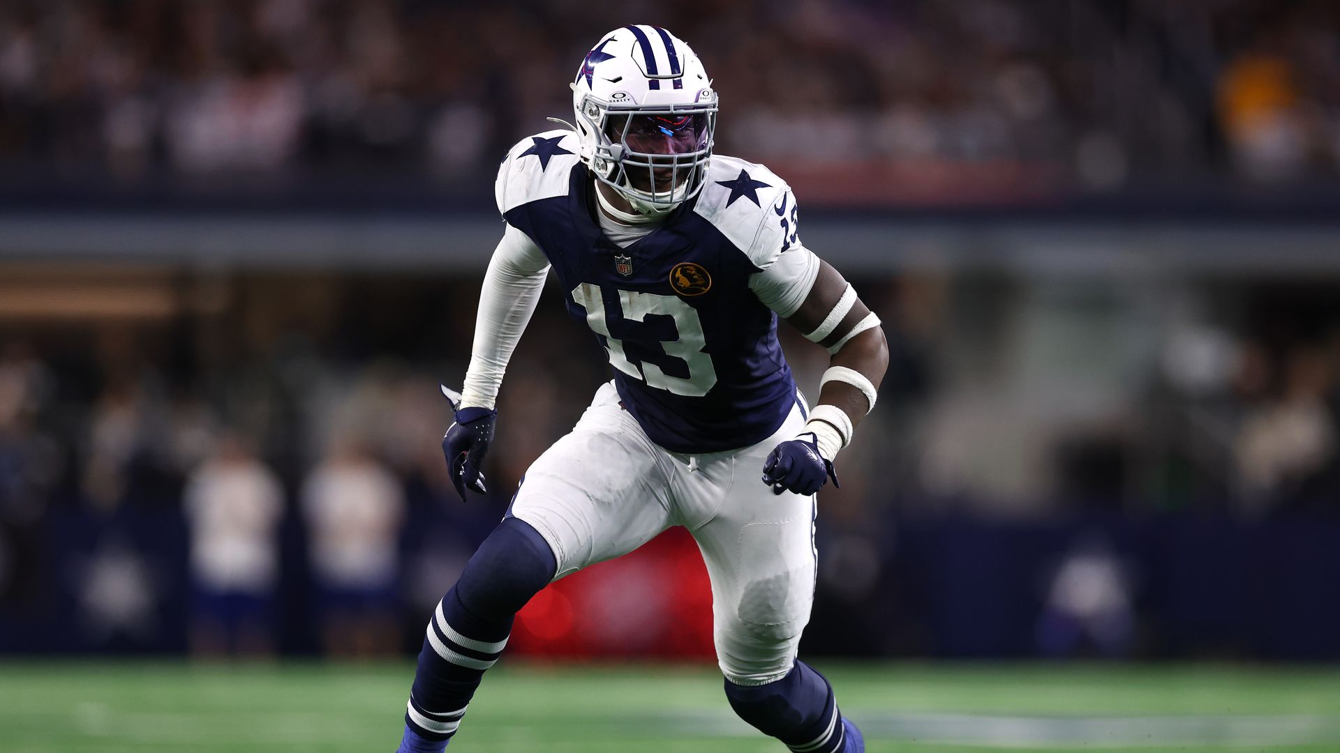 Cowboys news: DeMarvion Overshown named Ed Block Courage Award winner