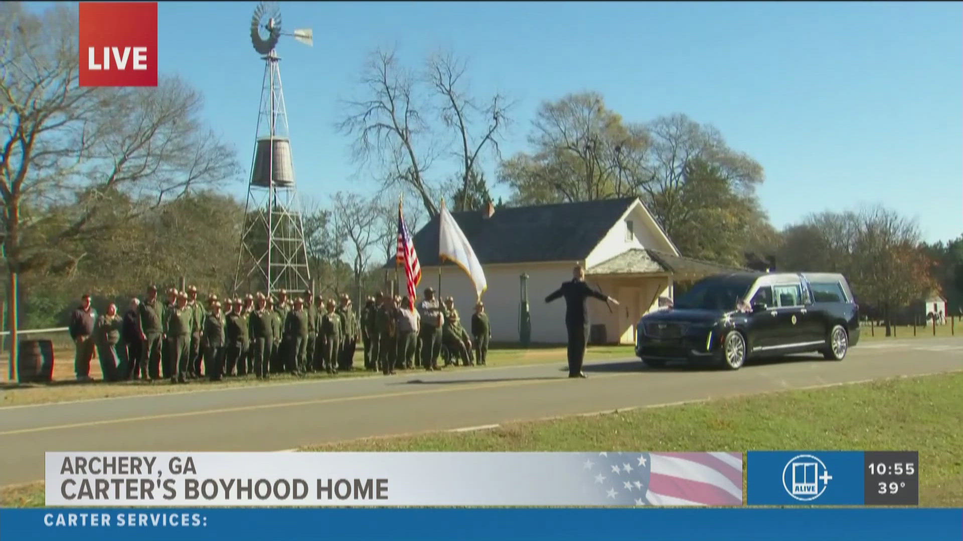 Former President Jimmy Carter's hearse arrives at his childhood home in ...