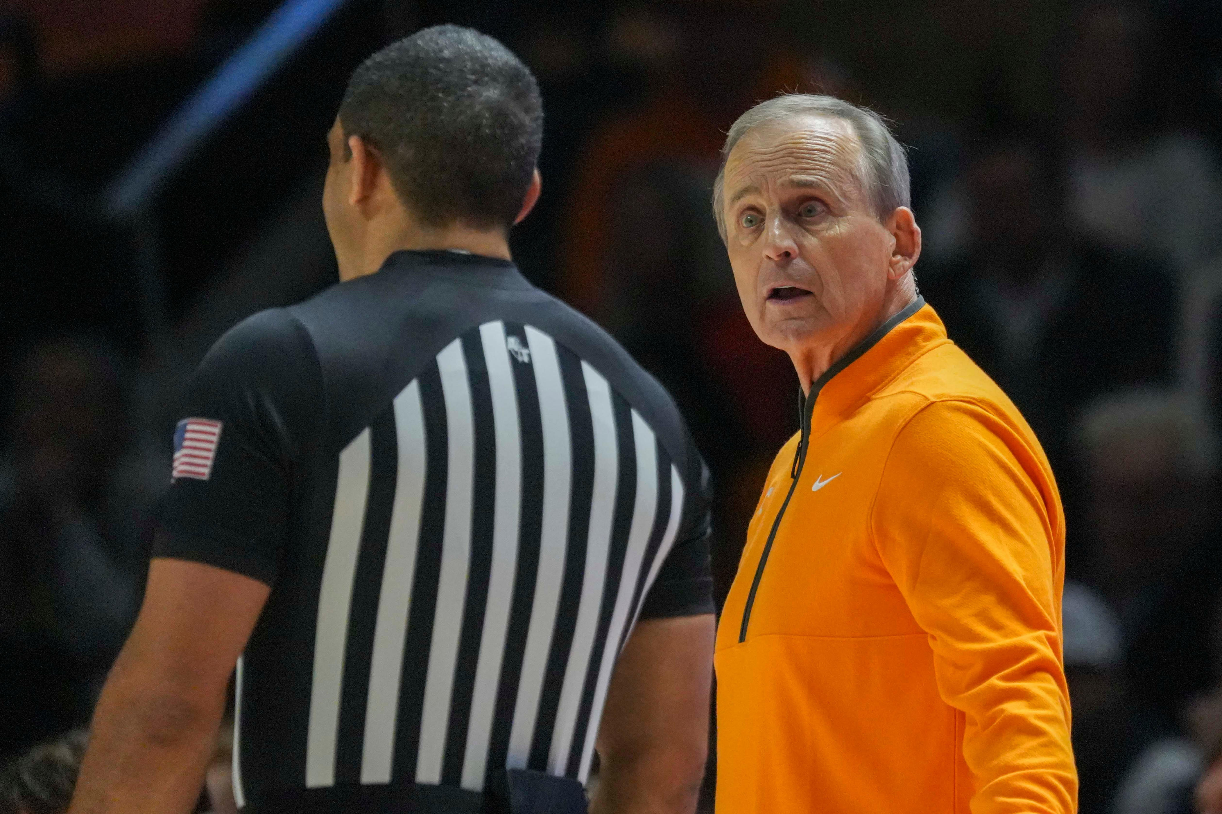 No. 1 Tennessee basketball vs Texas: Prediction, picks, injury updates ...