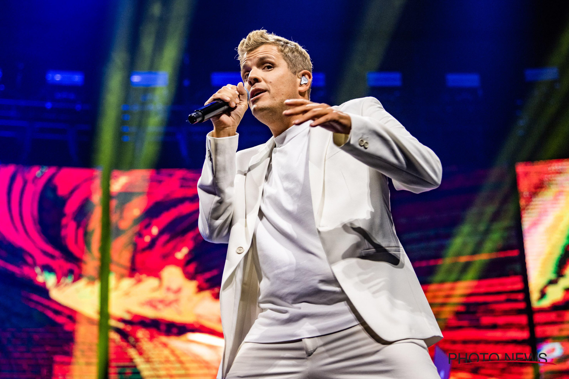 Jaap Reesema zet moeder in de bloemetjes