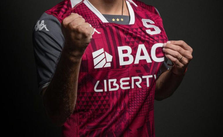 Llegó a Saprissa y le tiró un filazo a Alajuelense: las primeras ... Llegó a Saprissa y le tiró un filazo a Alajuelense: las primeras ...