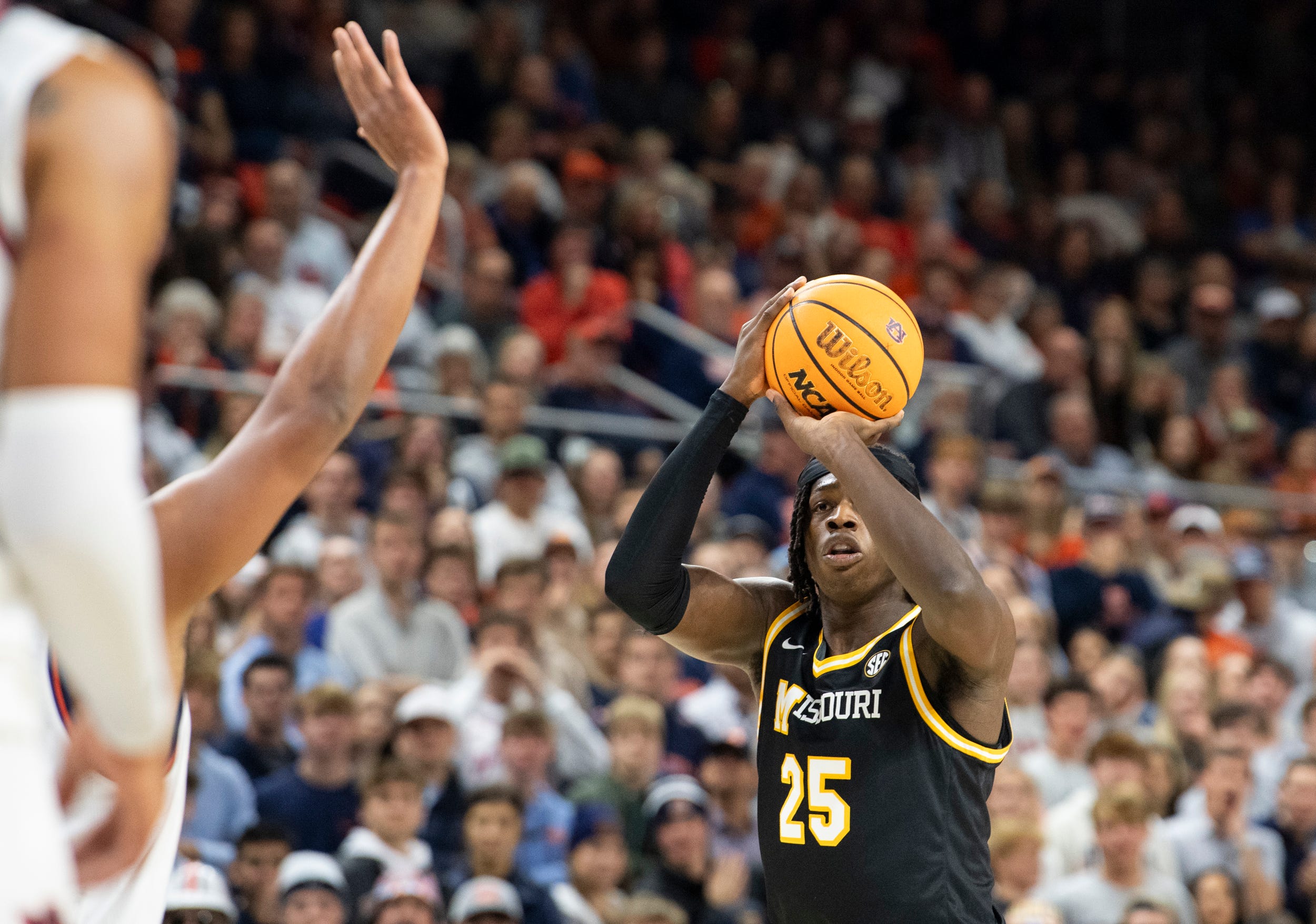 Missouri basketball score: Mizzou drops SEC opener to electric Auburn