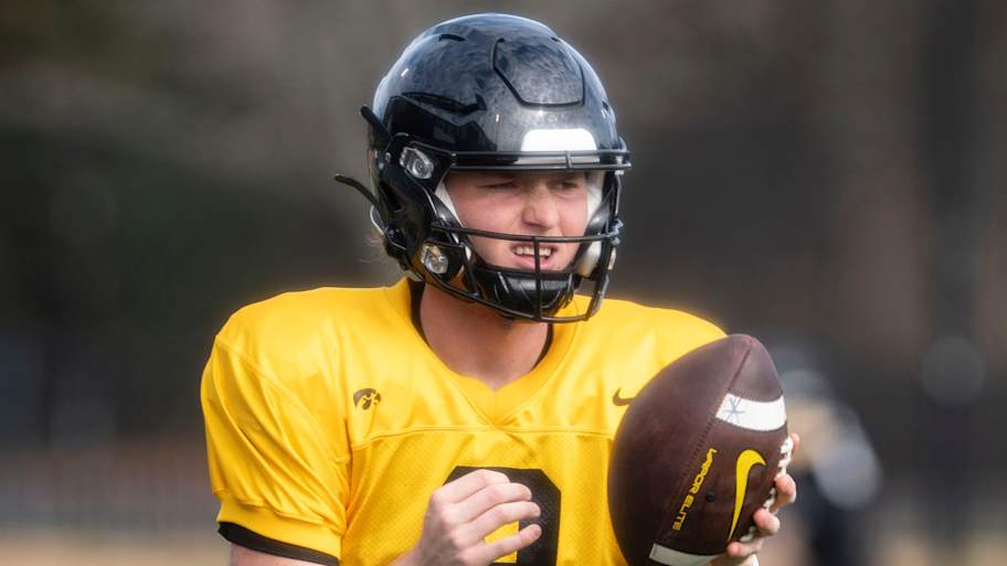 Iowa Hawkeyes Coach Reveals First Impression of New QBs