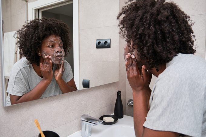 Here’s What Happens When You Don’t Wash Your Face (Hint: It’s Not Pretty!)