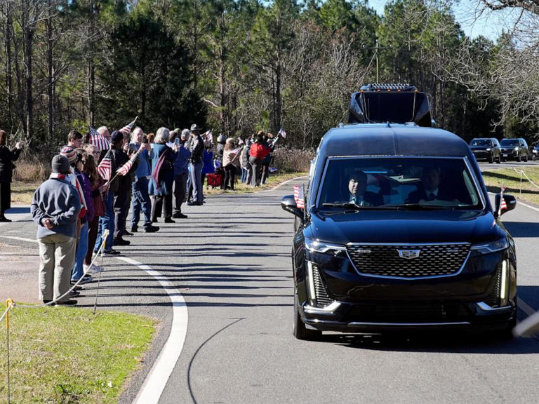 Jimmy Carter updates: Former president to remain in Atlanta through Tuesday