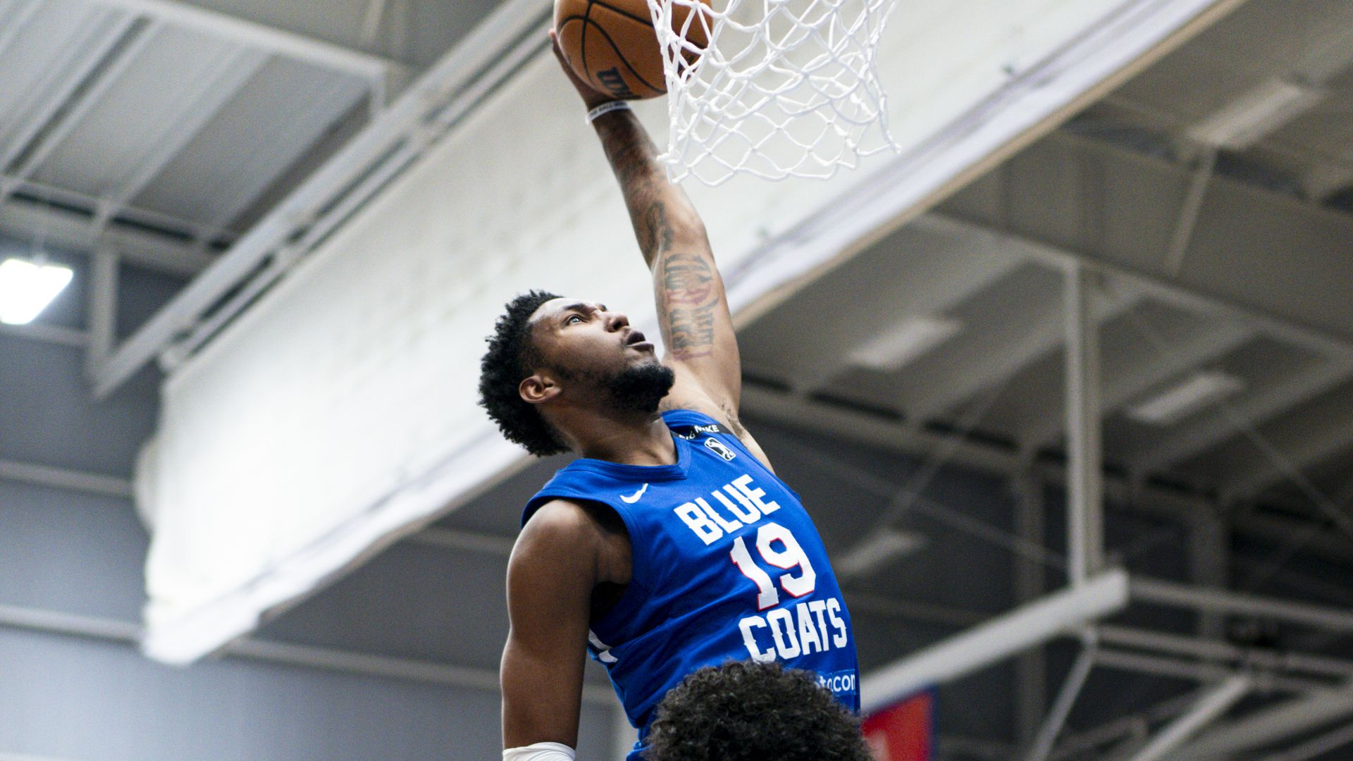 Justin Edwards continues to turn heads in the G League