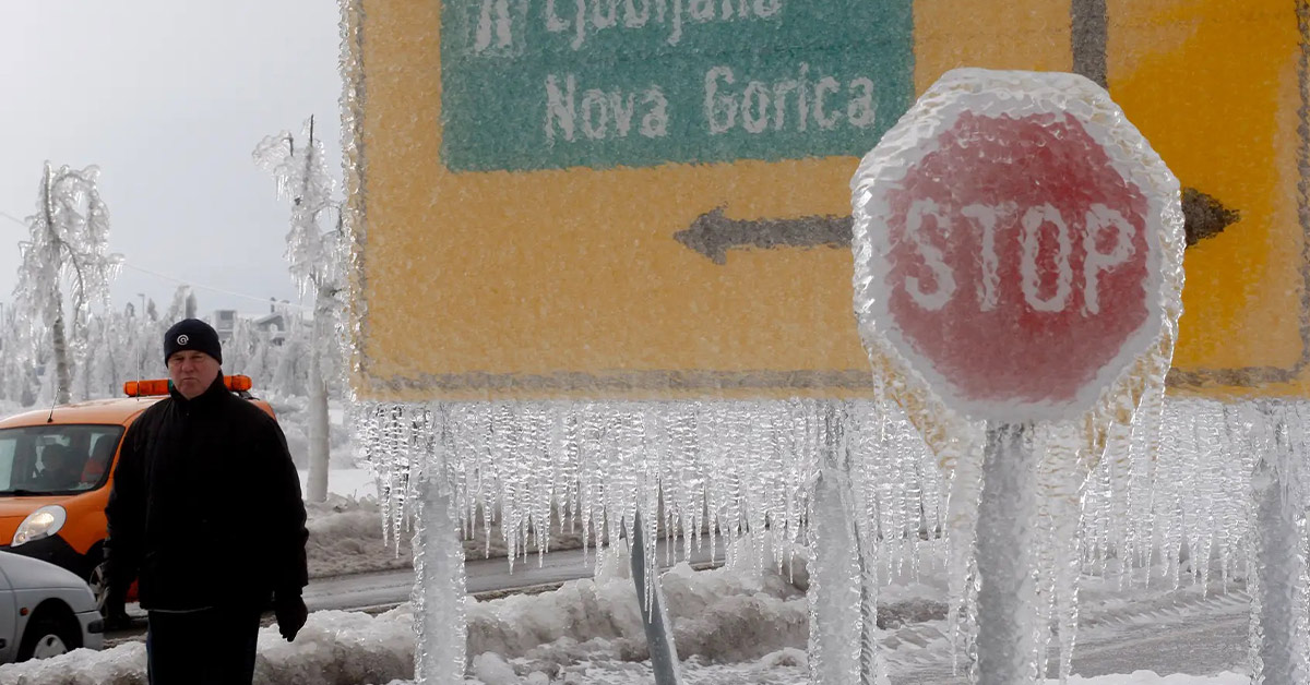 43 Ice Storms That Turned the World into a Winter Wasteland