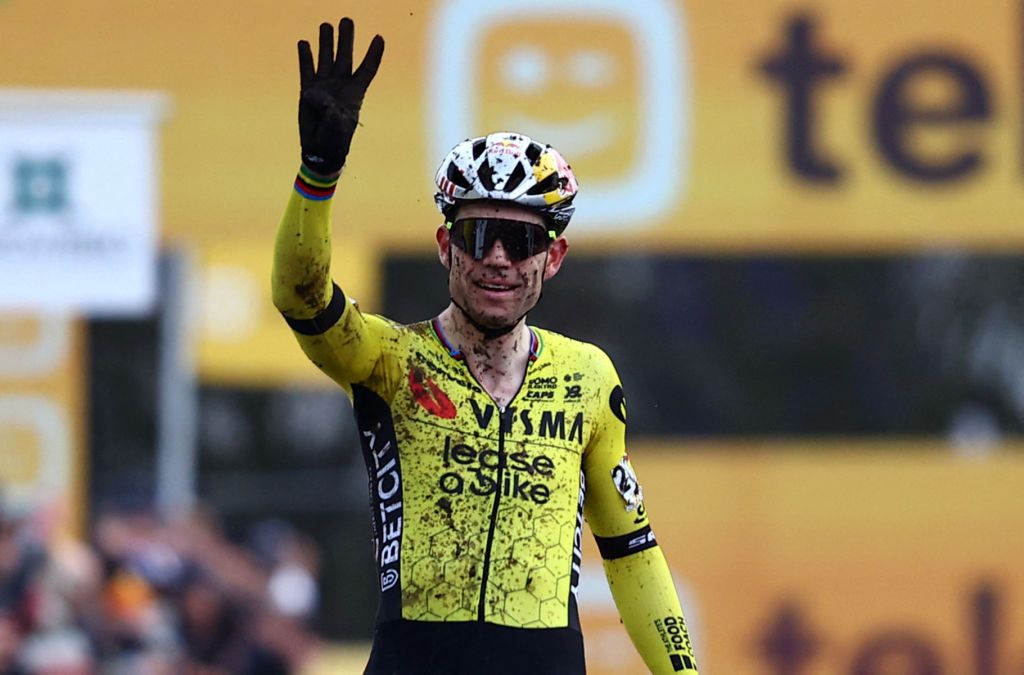 Wout van Aert makes victory gesture for son as he carries momentum into ...