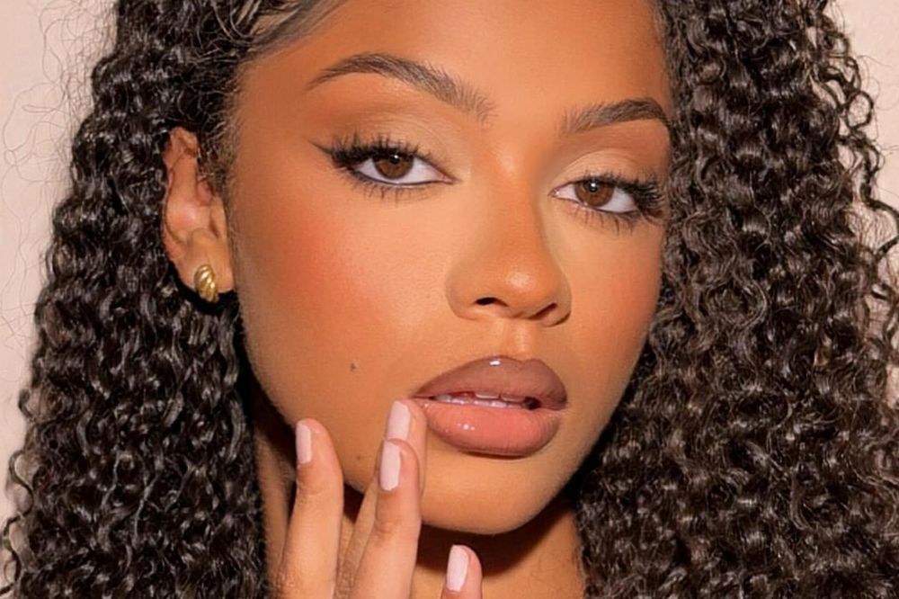 5 tipos de ‘lip combos’ clássicos e diferentes para testar em 2025