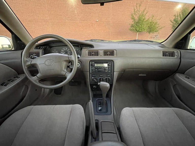 2001 Toyota Camry on Bring a Trailer Is Peak Camry