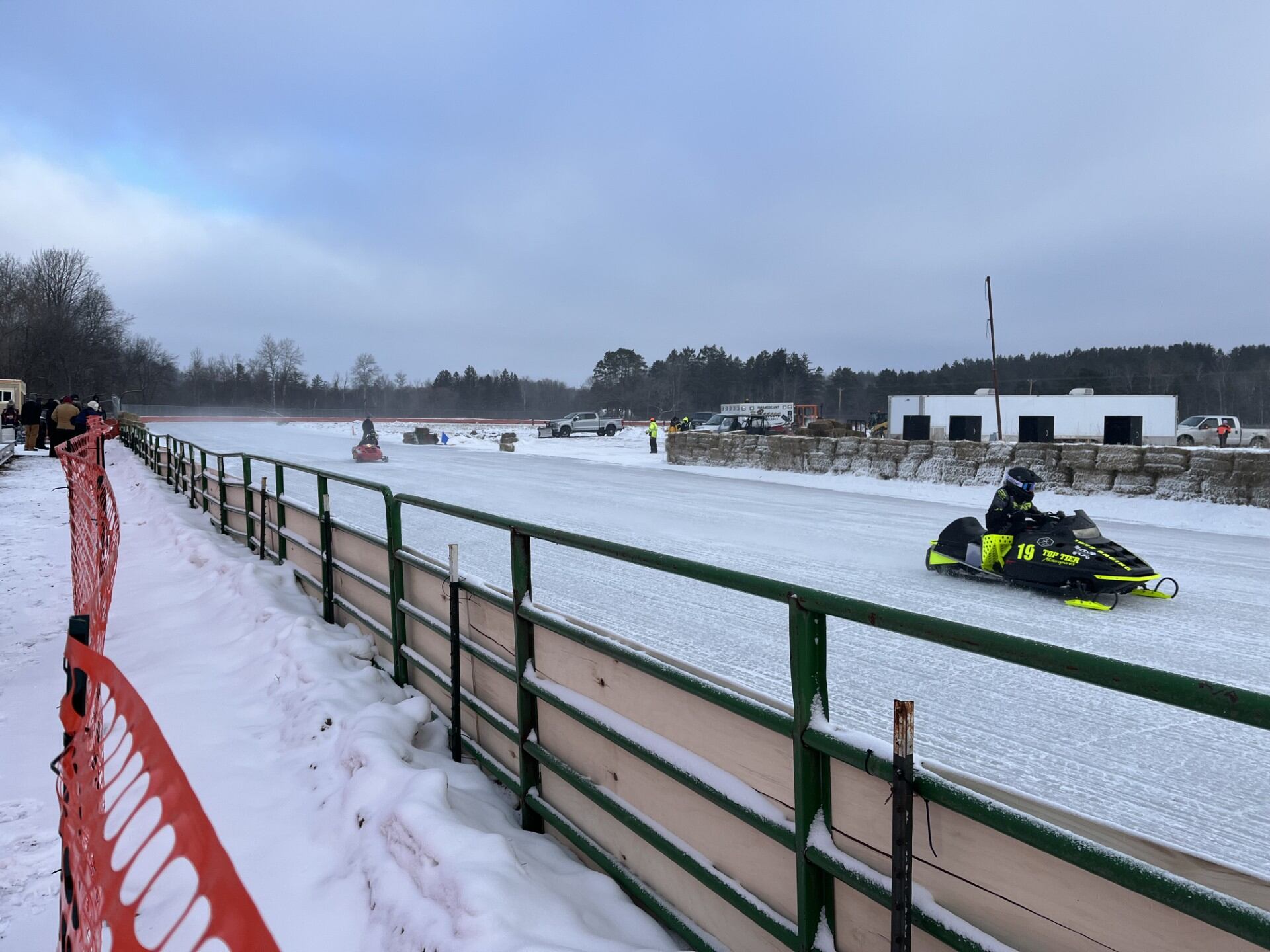 National snowmobile race held in Ironwood
